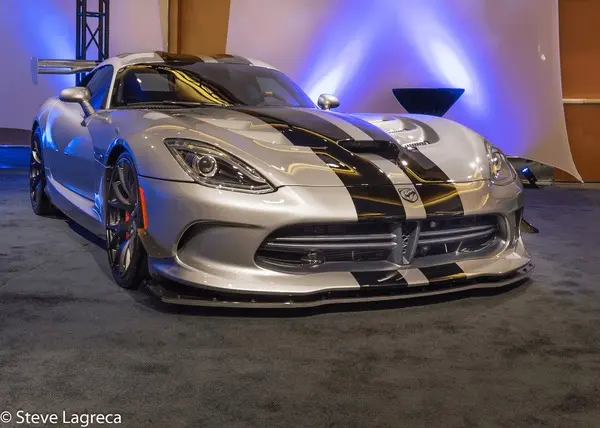 Dodge Viper Price, Mileage, Specs, Reviews | Droom