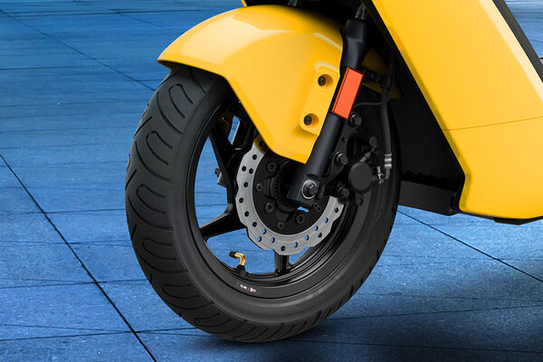 Ather Rizta Price, Mileage, Specs, New Model | Droom