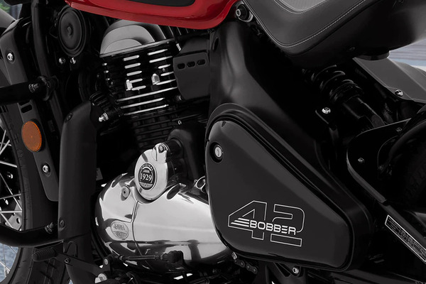 Jawa 42 Bobber Jasper Red Price in India | Droom