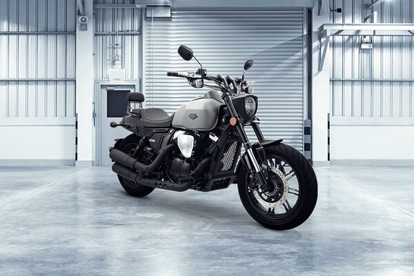 Keeway K-Light 250V Matte Dark Grey 2022 Price in India | Droom