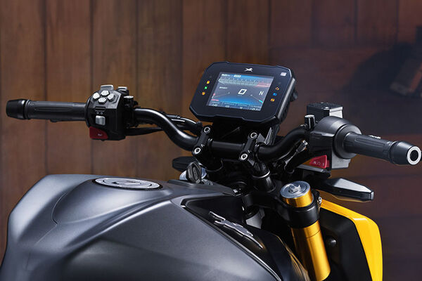 TVS Apache RTR 310 Fury Yellow 2025 Price, Mileage, Specs, Colors and ...