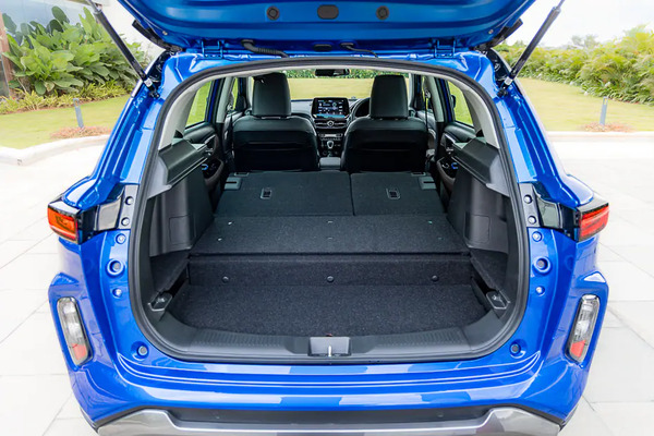 Toyota Urban Cruiser Hyryder E NeoDrive 2022 Price in India | Droom