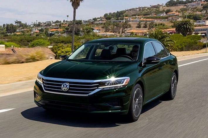 Volkswagen Passat Price, Mileage, Specs, Reviews | Droom